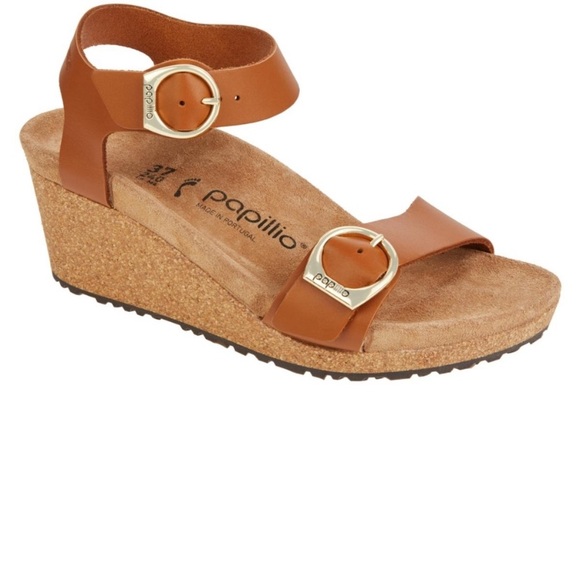 Papillio | Shoes | Papillio Tan Sandals With Gold Accents | Poshmark
